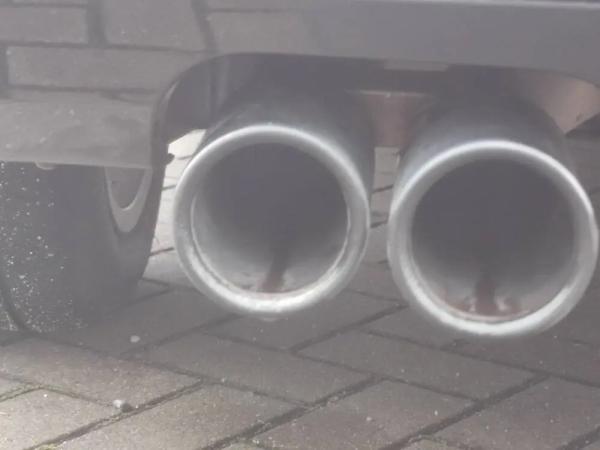 Melns BMW 320 2018 Kuldīga, ar dzinēja tilpumu 2.00 L un nobraukumu 222 tūkst. km par 14490 €, foto 8 vietnē AUTOMOTO.COM.LV