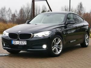 Black BMW 320 2018 in Kuldiga, with an engine capacity of 2.00 L and mileage of 222 thousand km for 14490 €, photo 37 on AUTOMOTO.COM.LV