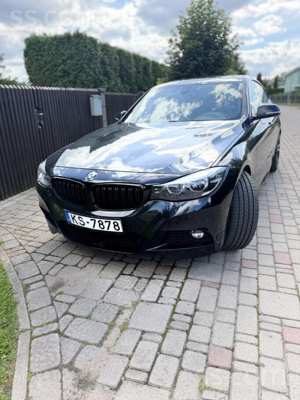 Black BMW 320 2018 in Riga, with an engine capacity of 2.00 L and mileage of 281 thousand km for 15000 €, photo 5 on AUTOMOTO.COM.LV