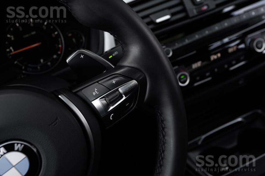 Black BMW 320 2018 in Jelgava, with an engine capacity of 2.00 L and mileage of 0 thousand km for 11950 €, photo 29 on AUTOMOTO.COM.LV