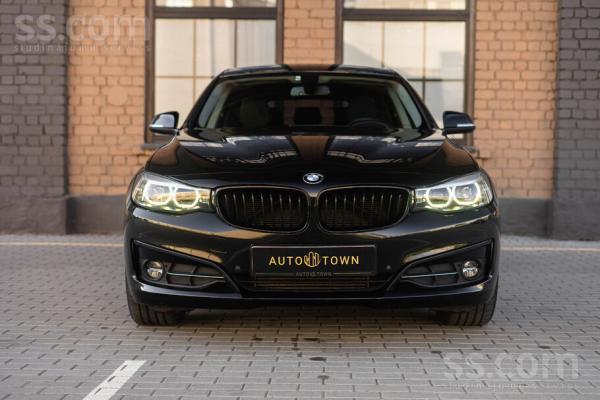 Black BMW 320 2019 in Riga, with an engine capacity of 2.00 L and mileage of 213 thousand km for 16990 €, photo 4 on AUTOMOTO.COM.LV