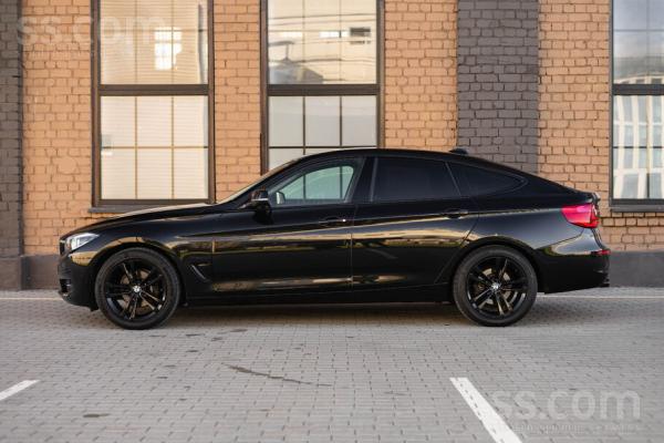 Black BMW 320 2019 in Riga, with an engine capacity of 2.00 L and mileage of 213 thousand km for 16990 €, photo 7 on AUTOMOTO.COM.LV