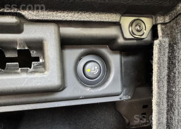Melns BMW 320 2019 Rīga, ar dzinēja tilpumu 2.00 L un nobraukumu 117 tūkst. km par 19400 €, foto 4 vietnē AUTOMOTO.COM.LV