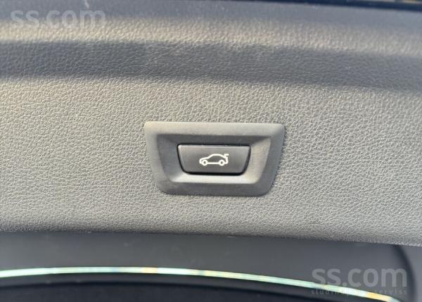 Melns BMW 320 2019 Rīga, ar dzinēja tilpumu 2.00 L un nobraukumu 117 tūkst. km par 19400 €, foto 5 vietnē AUTOMOTO.COM.LV