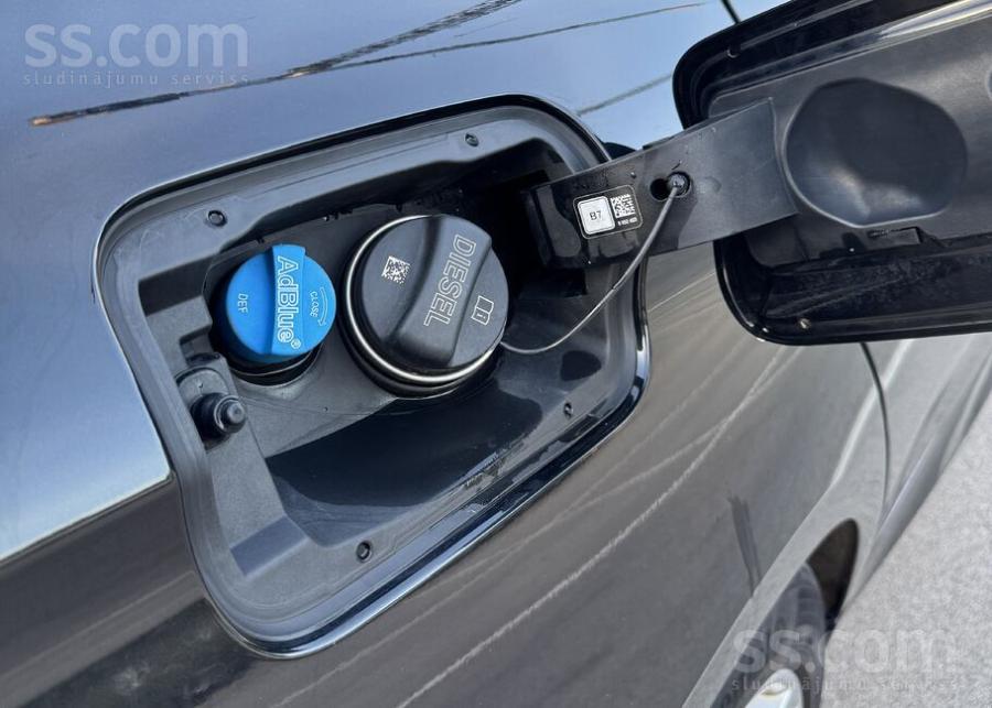Melns BMW 320 2019 Rīga, ar dzinēja tilpumu 2.00 L un nobraukumu 117 tūkst. km par 19400 €, foto 8 vietnē AUTOMOTO.COM.LV