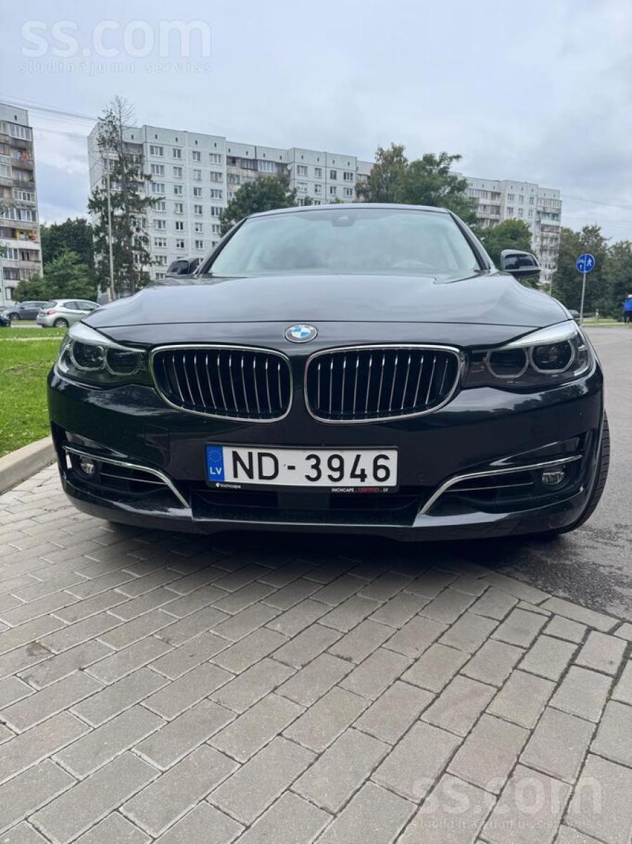 Black BMW 320 2020 in Riga, with an engine capacity of 2.00 L and mileage of 66 thousand km for 24490 €, photo 3 on AUTOMOTO.COM.LV