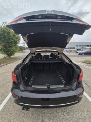 Black BMW 320 2020 in Riga, with an engine capacity of 2.00 L and mileage of 66 thousand km for 24490 €, photo 10 on AUTOMOTO.COM.LV