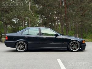 Melns BMW 320 1994 Liepāja, ar dzinēja tilpumu 2.00 L un nobraukumu 223 tūkst. km par 3700 €, foto 5 vietnē AUTOMOTO.COM.LV