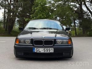 Melns BMW 320 1994 Liepāja, ar dzinēja tilpumu 2.00 L un nobraukumu 223 tūkst. km par 3700 €, foto 7 vietnē AUTOMOTO.COM.LV