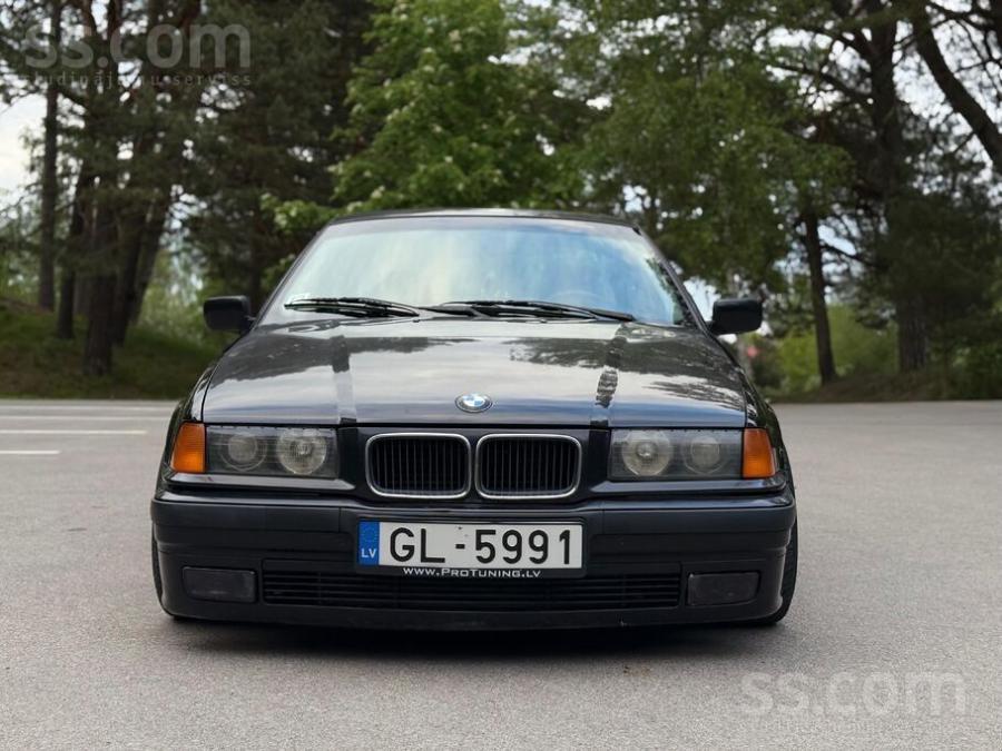 Melns BMW 320 1994 Liepāja, ar dzinēja tilpumu 2.00 L un nobraukumu 223 tūkst. km par 3700 €, foto 7 vietnē AUTOMOTO.COM.LV