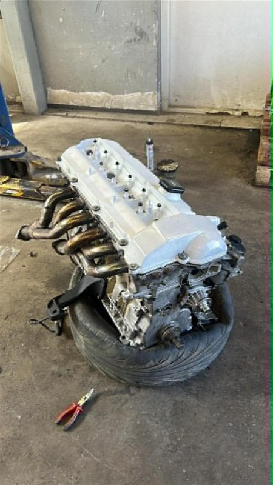 Melns BMW 320 1994 Rakvere, ar dzinēja tilpumu 2.80 L un nobraukumu 302 tūkst. km par 5555 €, foto 21 vietnē AUTOMOTO.COM.LV