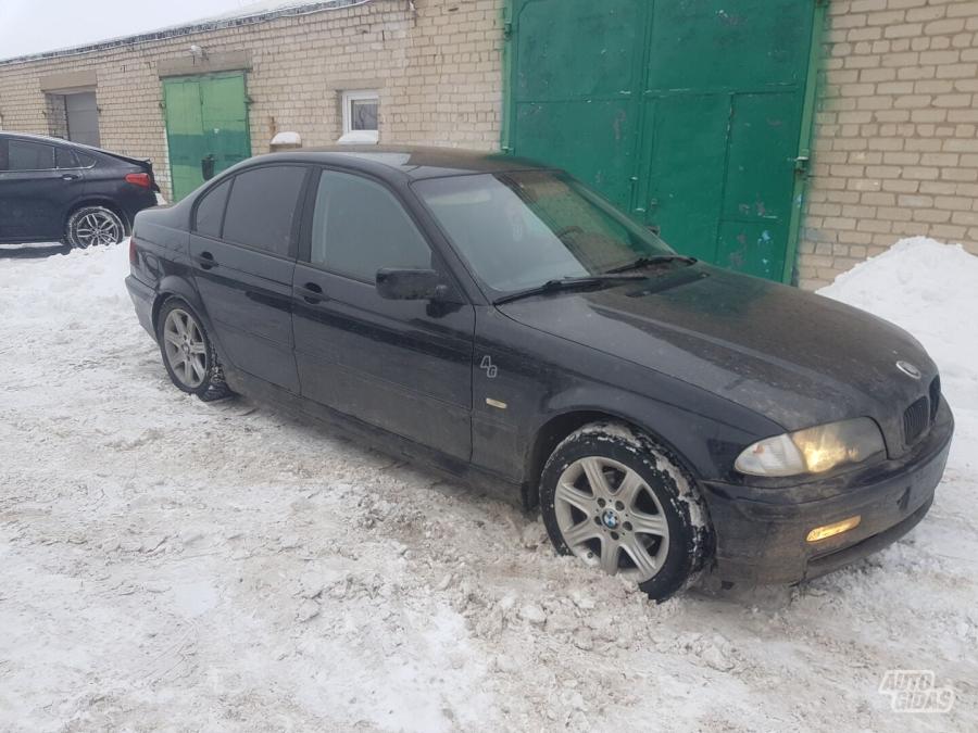Melns BMW 320 1999 Radviliškis, ar dzinēja tilpumu 2.00 L un nobraukumu 223 tūkst. km par 850 €, foto 3 vietnē AUTOMOTO.COM.LV