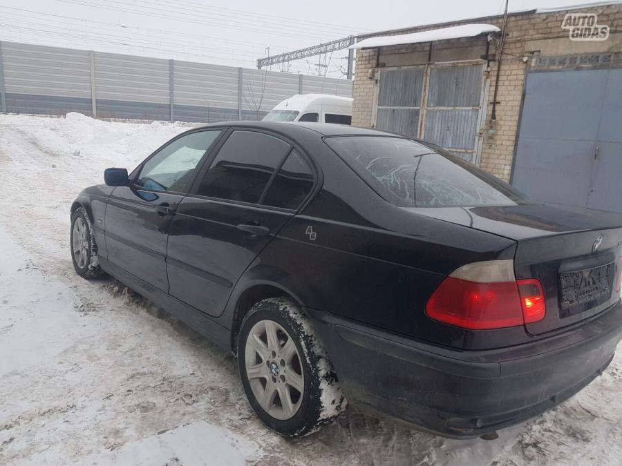 Melns BMW 320 1999 Radviliškis, ar dzinēja tilpumu 2.00 L un nobraukumu 223 tūkst. km par 850 €, foto 5 vietnē AUTOMOTO.COM.LV