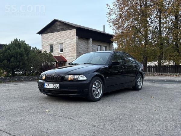 Черный БМВ 320 1999 в Валмиера, объемом двигателя 2.00 л и пробегом 225 тыс. км за 2699 €, фото 1 на AUTOMOTO.COM.LV