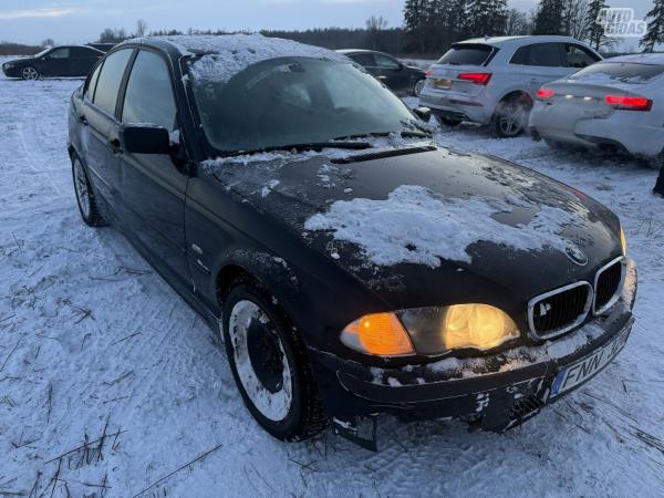 Black BMW 320 2000 in Vilnius, with an engine capacity of 2.00 L and mileage of 456 thousand km for 850 €, photo 3 on AUTOMOTO.COM.LV