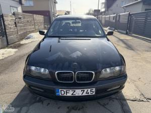 Black BMW 320 2000 in Kaunas, with an engine capacity of 2.00 L and mileage of 256 thousand km for 1700 €, photo 2 on AUTOMOTO.COM.LV