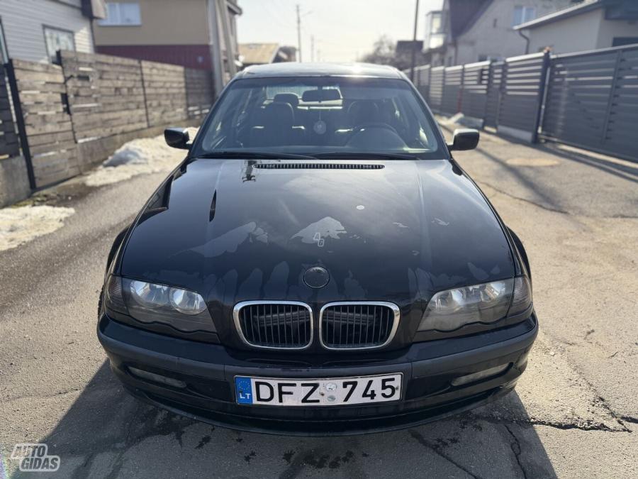 Black BMW 320 2000 in Kaunas, with an engine capacity of 2.00 L and mileage of 256 thousand km for 1700 €, photo 2 on AUTOMOTO.COM.LV