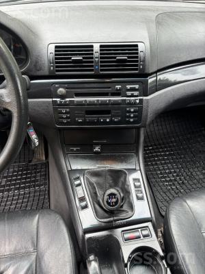 Black BMW 320 2000 in Riga, with an engine capacity of 2.00 L and mileage of 238 thousand km for 2200 €, photo 12 on AUTOMOTO.COM.LV
