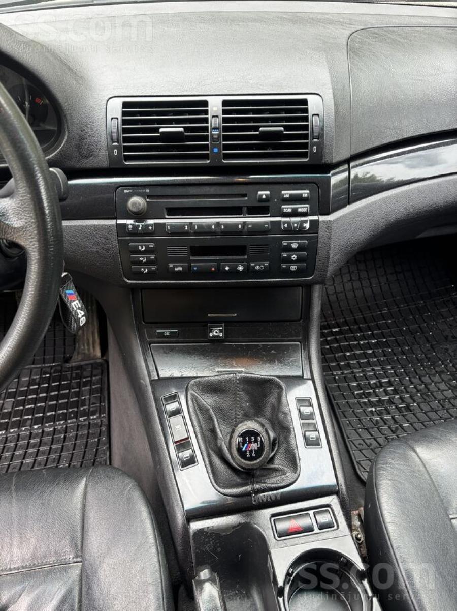 Black BMW 320 2000 in Riga, with an engine capacity of 2.00 L and mileage of 238 thousand km for 2200 €, photo 12 on AUTOMOTO.COM.LV