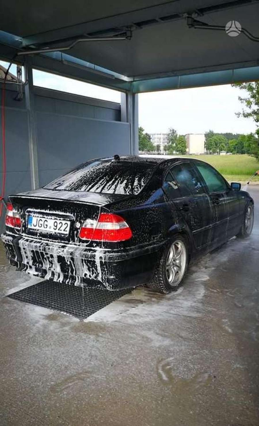 Black BMW 320 2001 in Kaunas, with an engine capacity of 2.00 L and mileage of 488 thousand km for 3200 €, photo 4 on AUTOMOTO.COM.LV