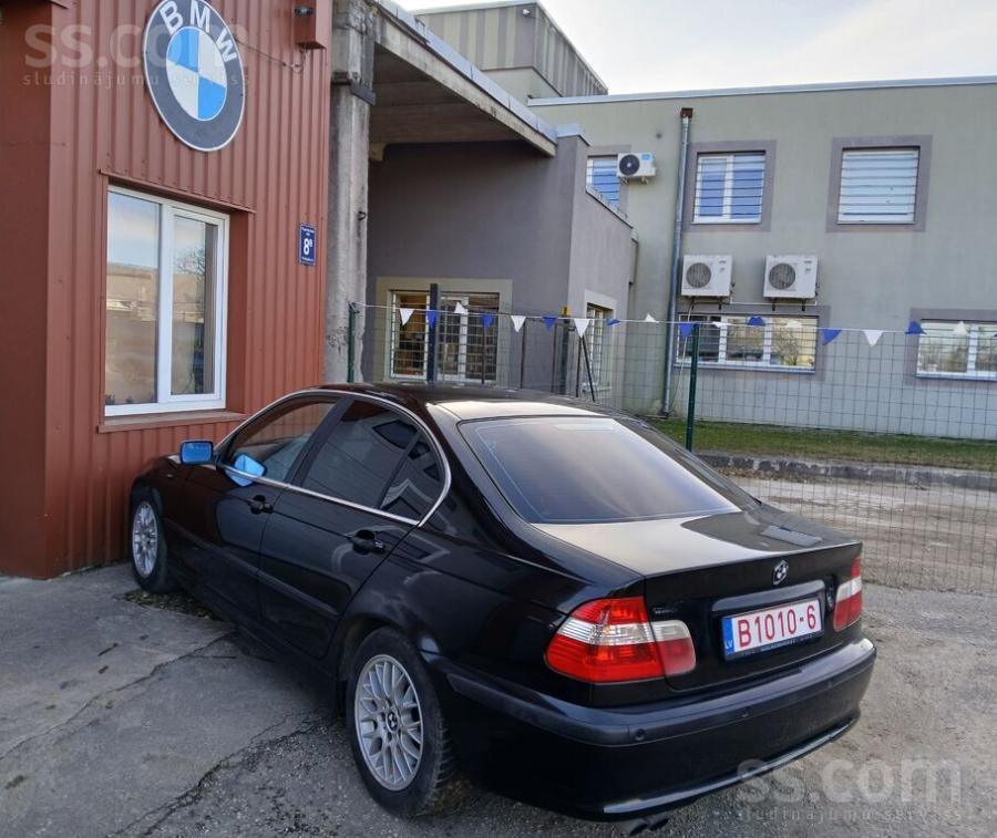 Melns BMW 320 2001 Cēsis, ar dzinēja tilpumu 2.00 L un nobraukumu 235 tūkst. km par 2950 €, foto 3 vietnē AUTOMOTO.COM.LV