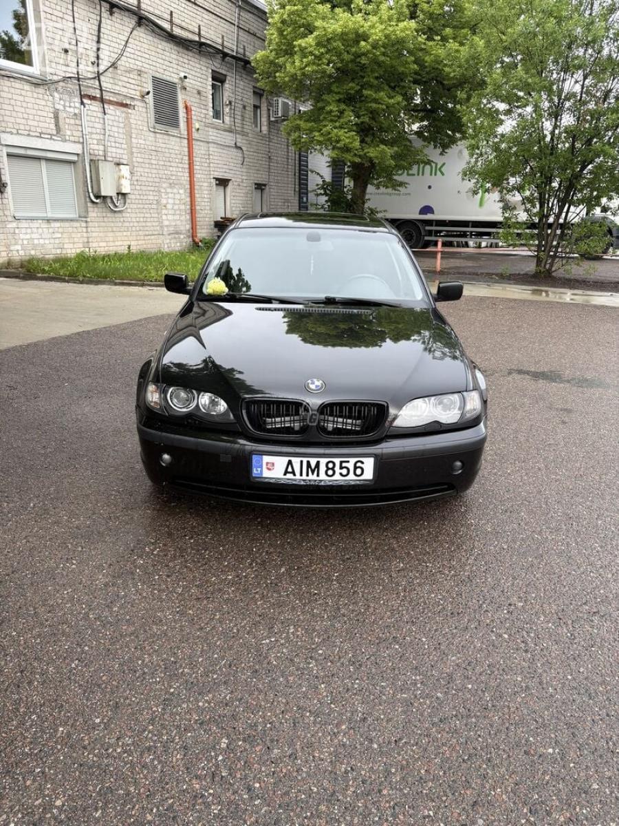 Melns BMW 320 2001 Viļņa, ar dzinēja tilpumu 2.00 L un nobraukumu 380 tūkst. km par 999 €, foto 1 vietnē AUTOMOTO.COM.LV