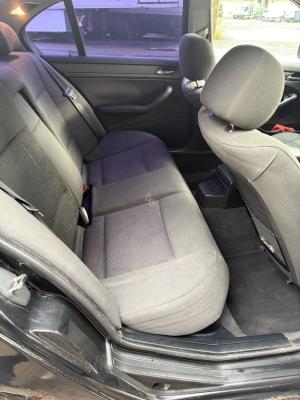 Melns BMW 320 2001 Viļņa, ar dzinēja tilpumu 2.00 L un nobraukumu 380 tūkst. km par 999 €, foto 12 vietnē AUTOMOTO.COM.LV
