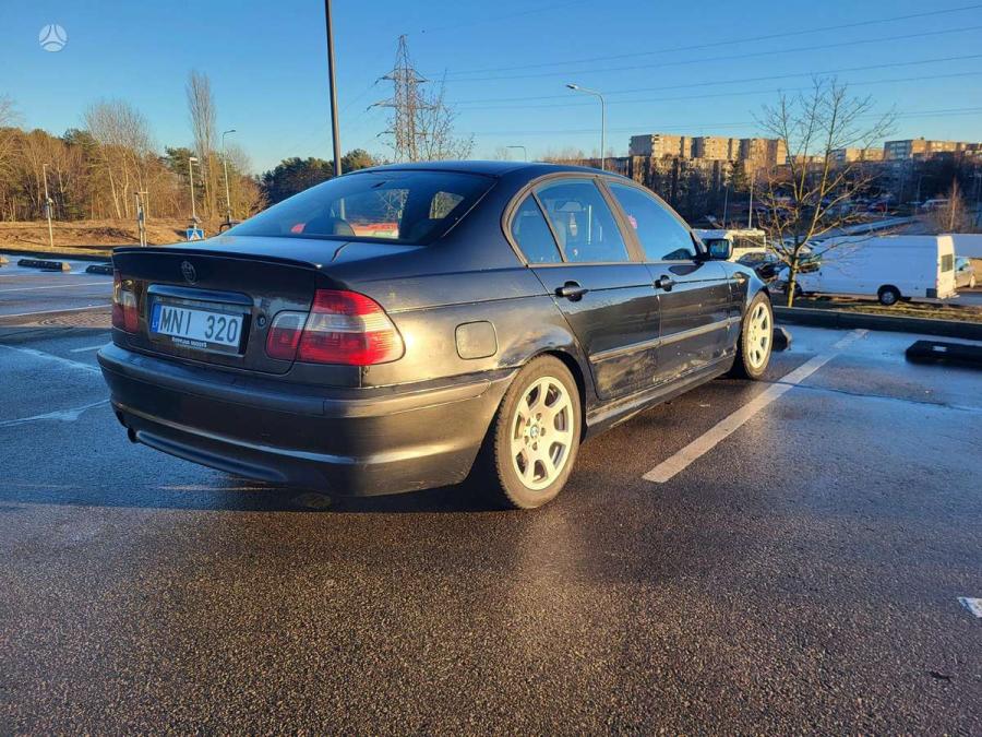 Black BMW 320 2002 in Vilnius, with an engine capacity of 2.00 L and mileage of 434 thousand km for 1700 €, photo 3 on AUTOMOTO.COM.LV