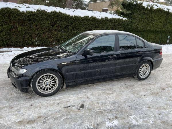 Black BMW 320 2002 in Klaipeda, with an engine capacity of 2.00 L and mileage of 380 thousand km for 1999 €, photo 7 on AUTOMOTO.COM.LV