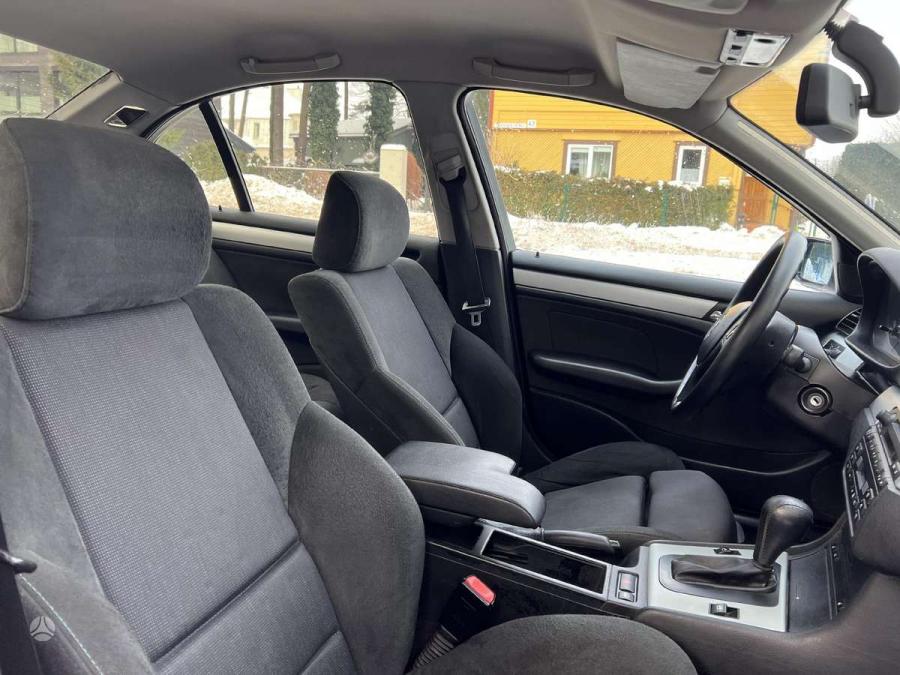 Melns BMW 320 2002 Klaipėda, ar dzinēja tilpumu 2.00 L un nobraukumu 380 tūkst. km par 1999 €, foto 10 vietnē AUTOMOTO.COM.LV