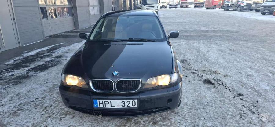 Black BMW 320 2002 in Kaunas, with an engine capacity of 2.00 L and mileage of 337 thousand km for 1750 €, photo 1 on AUTOMOTO.COM.LV