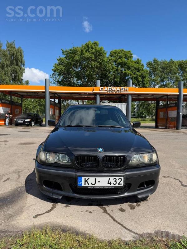 Melns BMW 320 2002 Rīga, ar dzinēja tilpumu 2.00 L un nobraukumu 407 tūkst. km par 2500 €, foto 2 vietnē AUTOMOTO.COM.LV