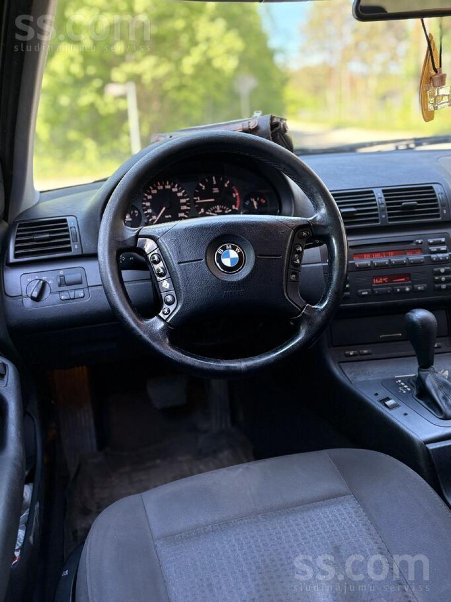 Melns BMW 320 2002 Kuldīga, ar dzinēja tilpumu 2.00 L un nobraukumu 0 tūkst. km par 1600 €, foto 8 vietnē AUTOMOTO.COM.LV