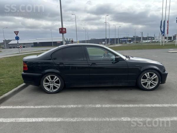 Melns BMW 320 2002 Rīga, ar dzinēja tilpumu 2.00 L un nobraukumu 444 tūkst. km par 2500 €, foto 5 vietnē AUTOMOTO.COM.LV