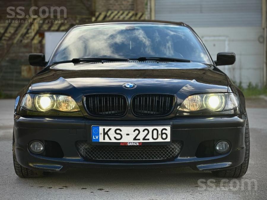 Black BMW 320 2002 in Riga, with an engine capacity of 2.00 L and mileage of 323 thousand km for 2850 €, photo 4 on AUTOMOTO.COM.LV