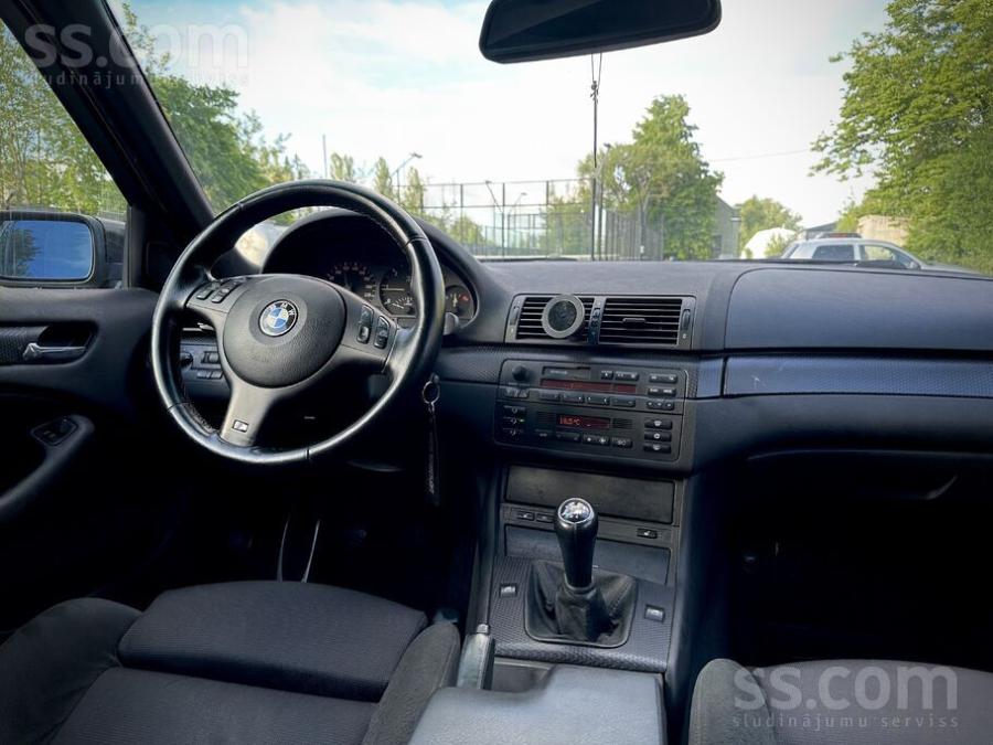 Black BMW 320 2002 in Riga, with an engine capacity of 2.00 L and mileage of 323 thousand km for 2850 €, photo 13 on AUTOMOTO.COM.LV