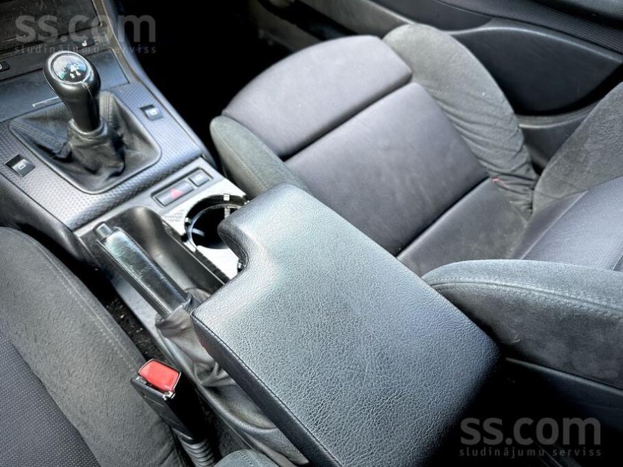 Black BMW 320 2002 in Riga, with an engine capacity of 2.00 L and mileage of 323 thousand km for 2850 €, photo 14 on AUTOMOTO.COM.LV