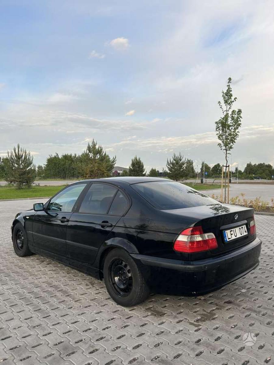 Melns BMW 320 2002 Viļņa, ar dzinēja tilpumu 2.00 L un nobraukumu 317 tūkst. km par 1200 €, foto 5 vietnē AUTOMOTO.COM.LV
