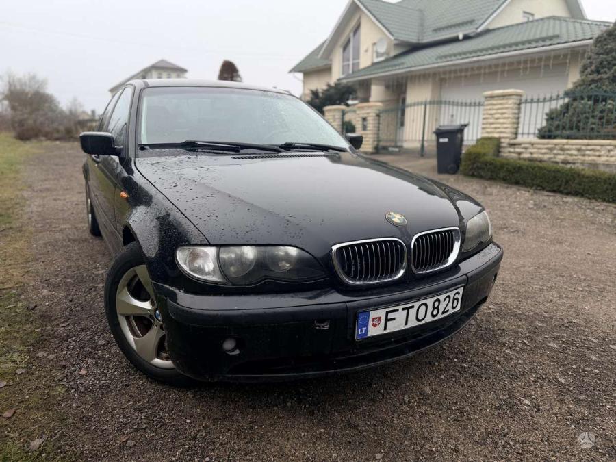 Melns BMW 320 2003 Viļņa, ar dzinēja tilpumu 2.00 L un nobraukumu 300 tūkst. km par 999 €, foto 1 vietnē AUTOMOTO.COM.LV