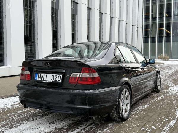 Black BMW 320 2003 in Vilnius, with an engine capacity of 2.00 L and mileage of 400 thousand km for 1950 €, photo 4 on AUTOMOTO.COM.LV