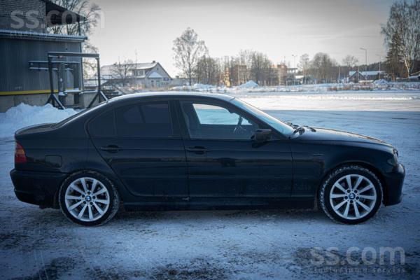 Melns BMW 320 2003 Valmiera, ar dzinēja tilpumu 2.00 L un nobraukumu 435 tūkst. km par 2900 €, foto 5 vietnē AUTOMOTO.COM.LV
