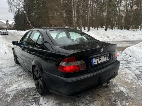 Melns BMW 320 2003 Viļņa, ar dzinēja tilpumu 2.00 L un nobraukumu 370 tūkst. km par 1800 €, foto 6 vietnē AUTOMOTO.COM.LV
