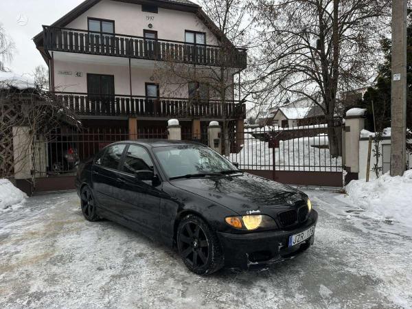 Melns BMW 320 2003 Viļņa, ar dzinēja tilpumu 2.00 L un nobraukumu 370 tūkst. km par 1800 €, foto 9 vietnē AUTOMOTO.COM.LV