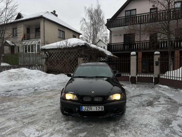 Melns BMW 320 2003 Viļņa, ar dzinēja tilpumu 2.00 L un nobraukumu 370 tūkst. km par 1800 €, foto 10 vietnē AUTOMOTO.COM.LV