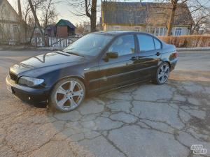 Black BMW 320 2003 in Vilnius, with an engine capacity of 2.00 L and mileage of 375 thousand km for 700 €, photo 2 on AUTOMOTO.COM.LV