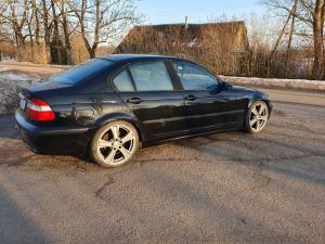 Black BMW 320 2003 in Vilnius, with an engine capacity of 2.00 L and mileage of 375 thousand km for 700 €, photo 6 on AUTOMOTO.COM.LV