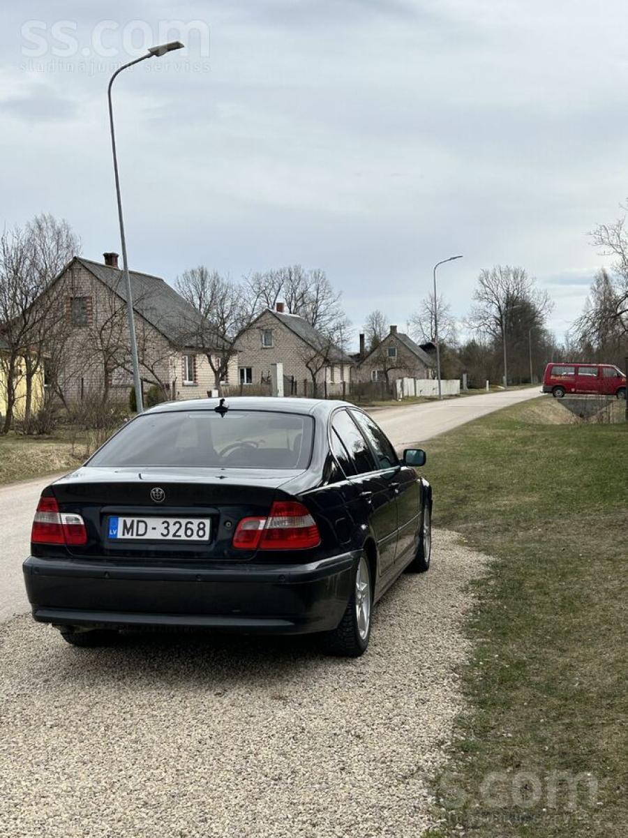 Black BMW 320 2003 in Riga, with an engine capacity of 2.00 L and mileage of 0 thousand km for 1400 €, photo 3 on AUTOMOTO.COM.LV