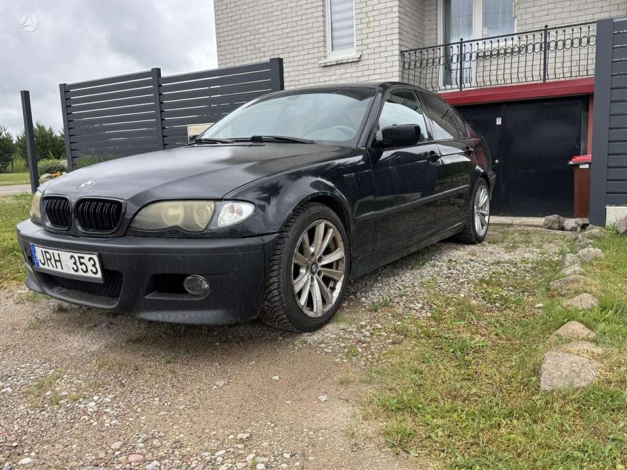 Black BMW 320 2003 in Klaipeda, with an engine capacity of 2.00 L and mileage of 421 thousand km for 1000 €, photo 3 on AUTOMOTO.COM.LV