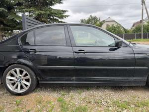 Black BMW 320 2003 in Klaipeda, with an engine capacity of 2.00 L and mileage of 421 thousand km for 1000 €, photo 6 on AUTOMOTO.COM.LV