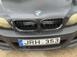 Black BMW 320 2003 in Klaipeda, with an engine capacity of 2.00 L and mileage of 421 thousand km for 1000 €, photo 15 on AUTOMOTO.COM.LV